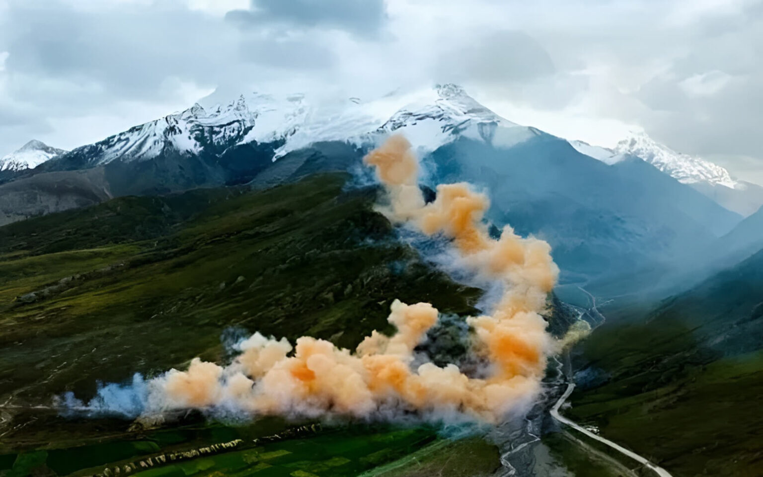 Cai Guo-Qiang’s Brand-Backed Firework Performance Backfires – HOLO